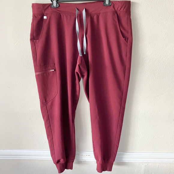 Figs | Pants & Jumpsuits | Figs Maroon Zamora Joggers Plus Size Scrub ...